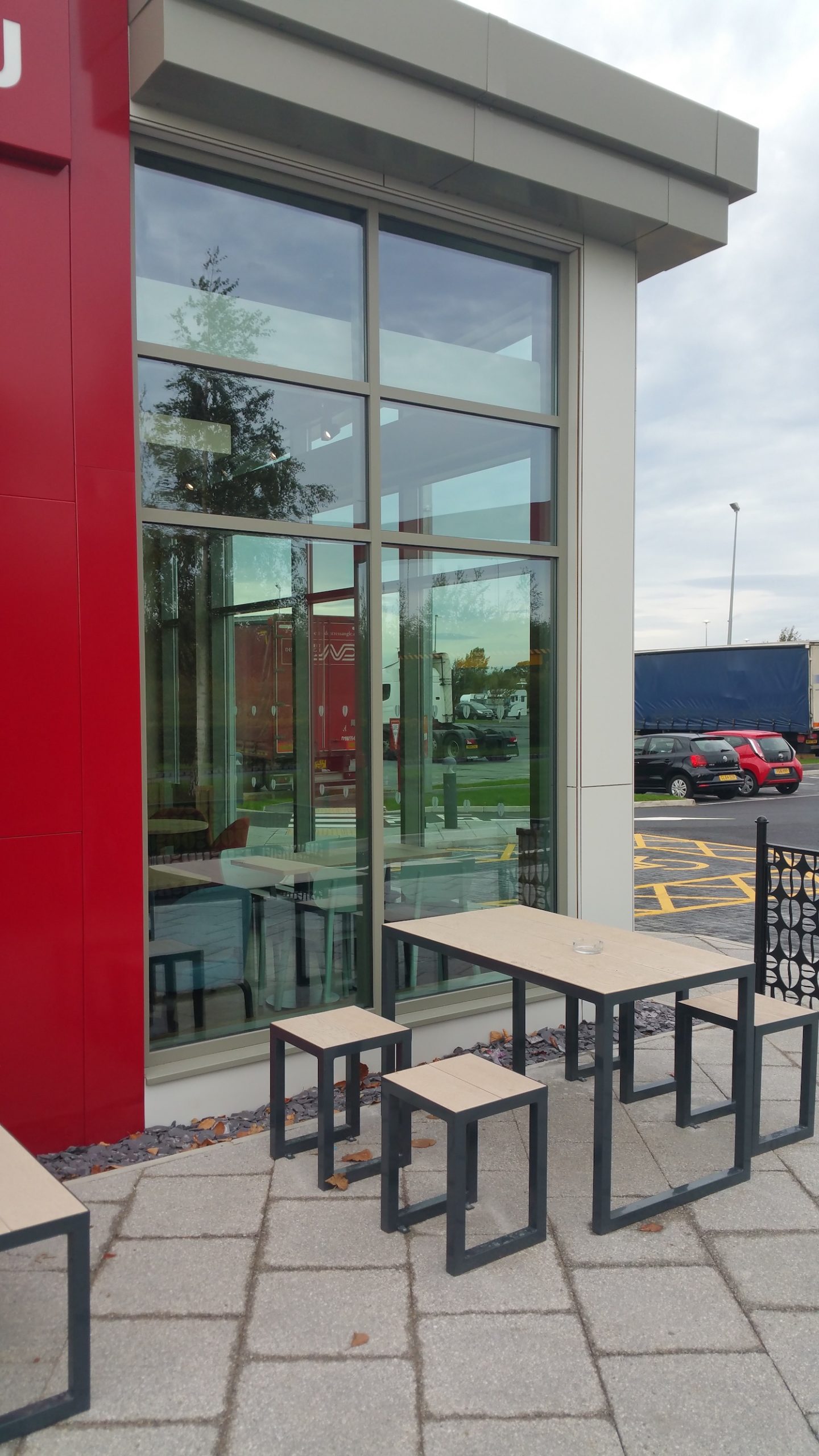 Costa Coffee, Wetherby – Sherwood Aluminium Systems Ltd.